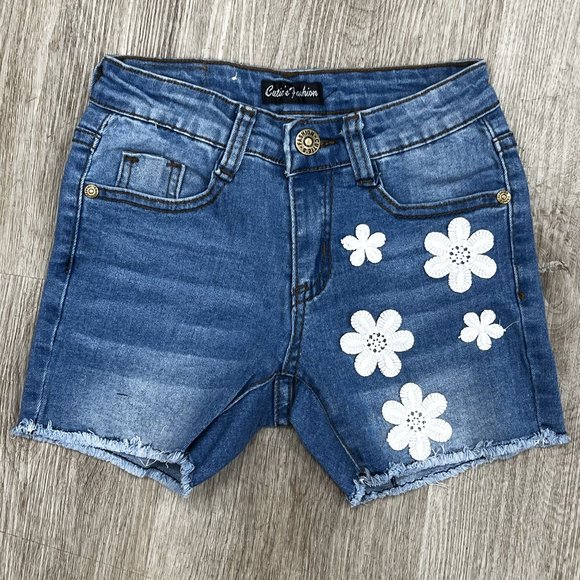 Bottoms | Girls Daisy Embrodiery Shorts | Poshmark